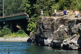 High Rocks - Clackamas River | Portland - Oregon Discovery