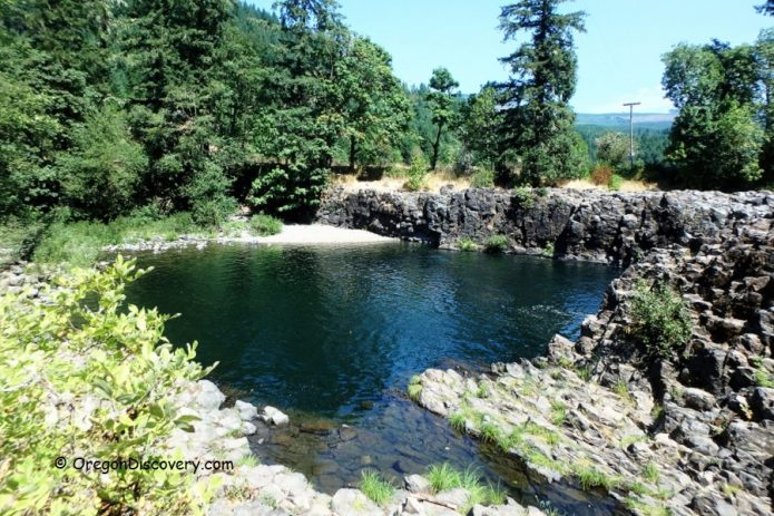 Wildwood Falls - Row River - Oregon Discovery