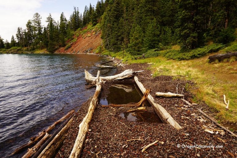 Paulina Lake Hot Springs | Central Oregon - Oregon Discovery