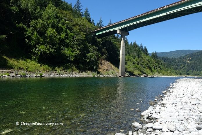 Lower Rogue River - Rock and Mineral Collecting - Oregon Discovery