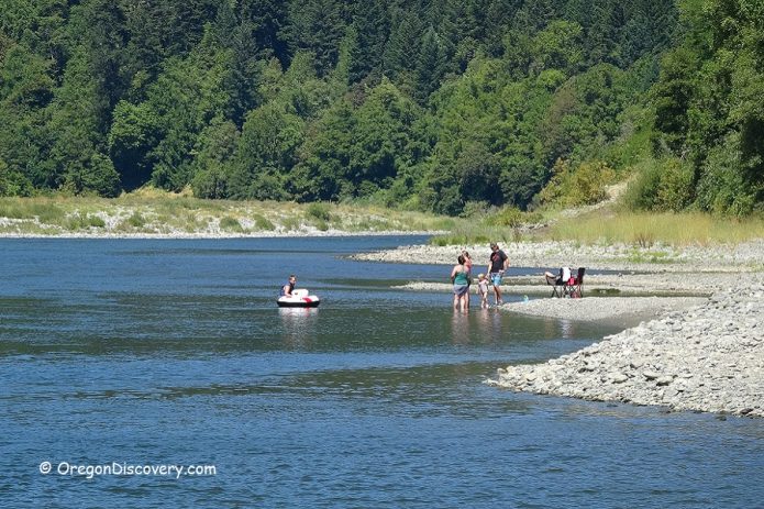 Lower Rogue River - Rock and Mineral Collecting - Oregon Discovery