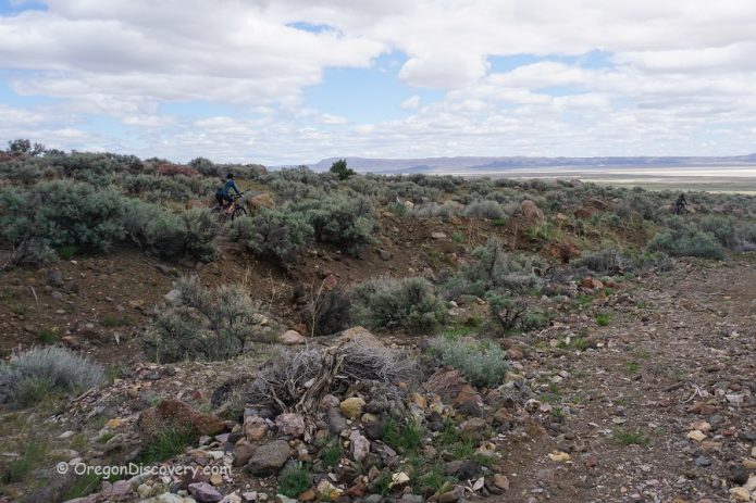 Pike Creek Canyon - Hiking & Rockhounding at Steens Mountain - Oregon ...