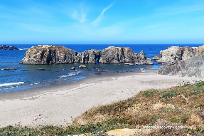 Coquille Point Beach & Kronenberg Park - Oregon Islands National ...