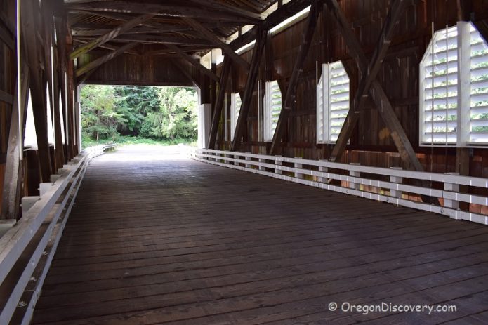 Dorena Covered Bridge - One of The Newest Covered Bridges In Oregon ...