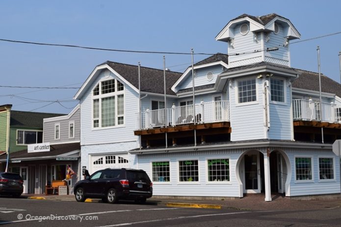 Florence, Oregon – The Town of Exploding Whale! - Oregon Discovery